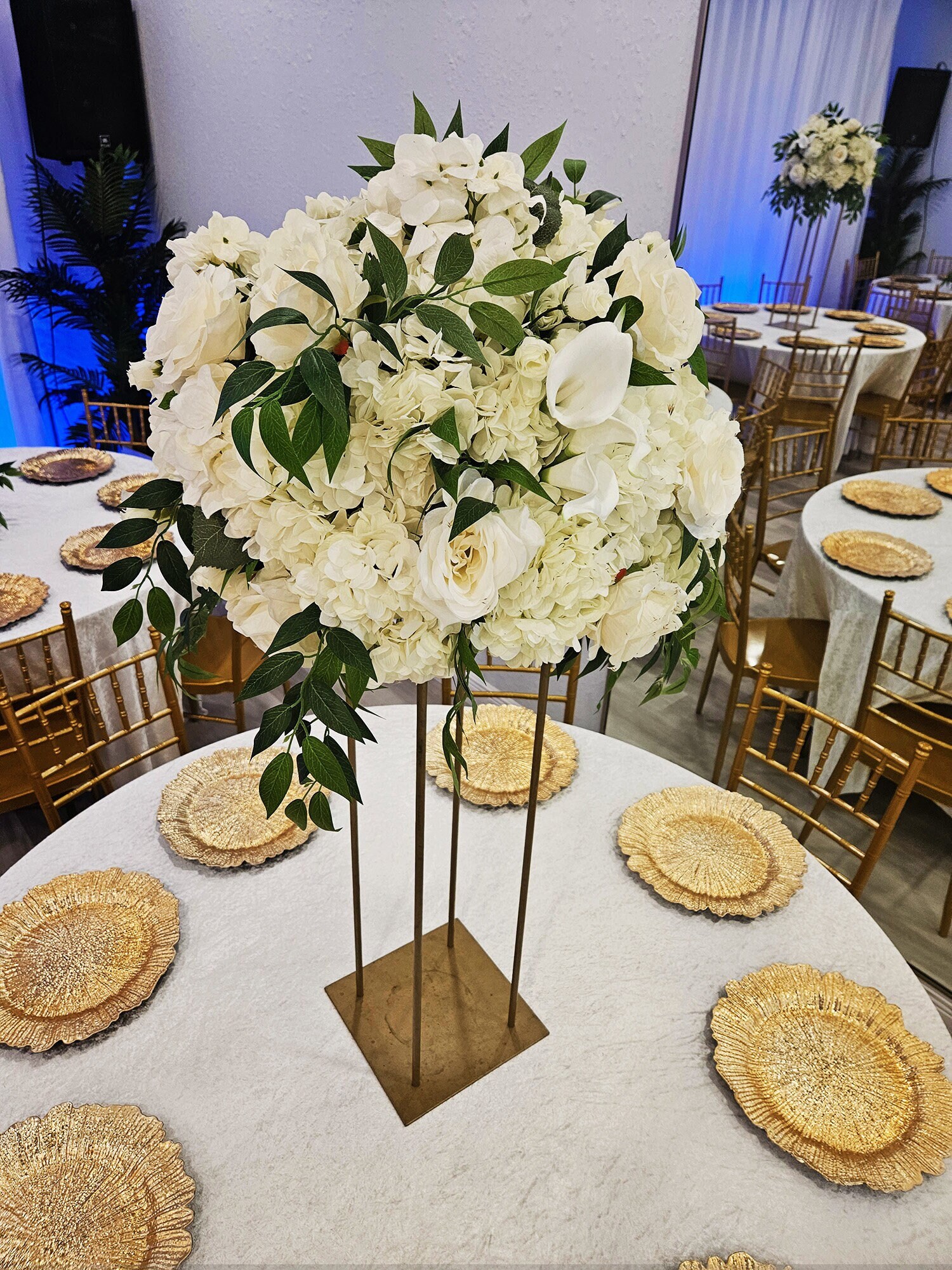 Supersize White Rose Wedding Centerpieces on 4-post Gold Metal Risers ...