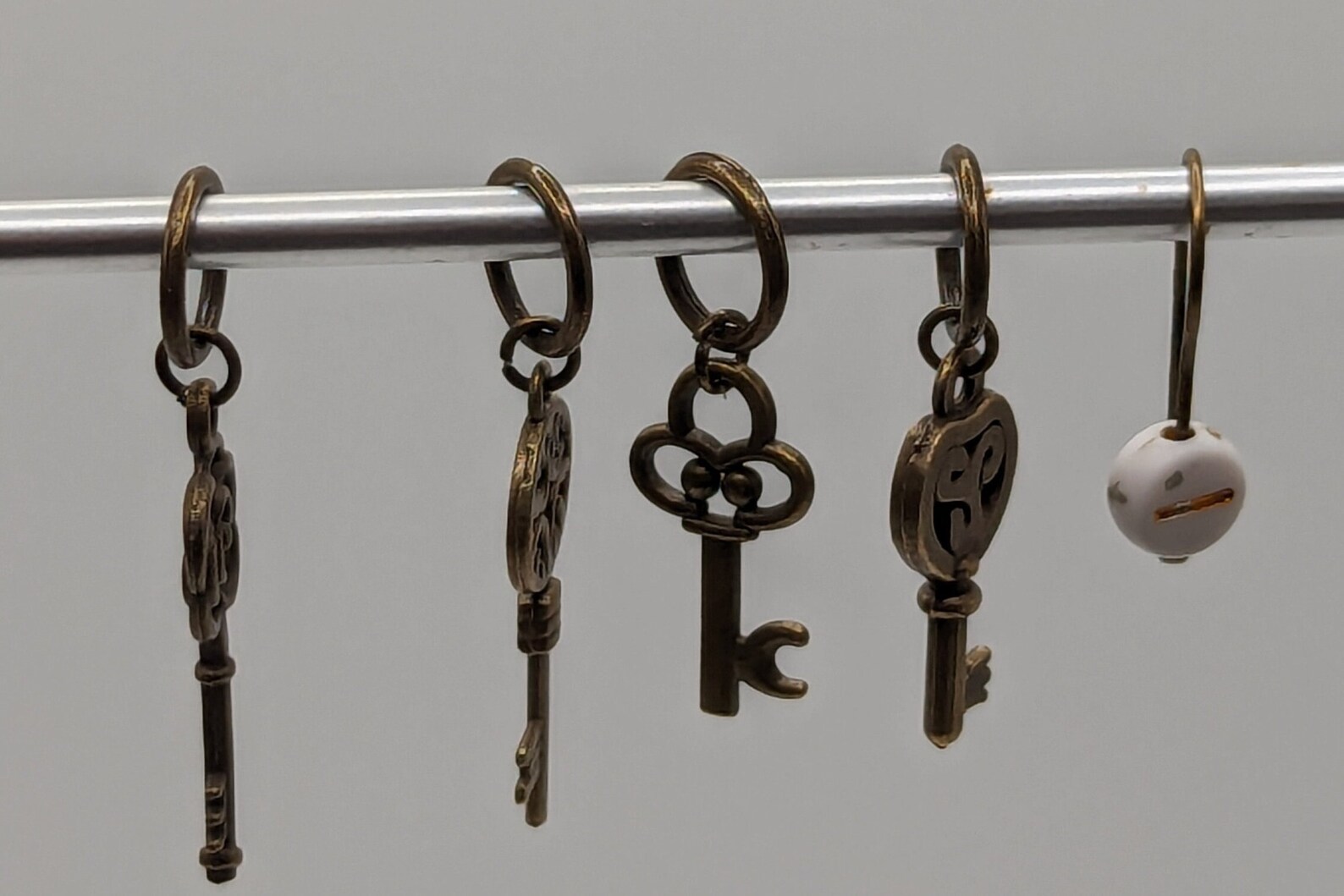 Victorian Keys Sitch Marker, Set of Four - Etsy