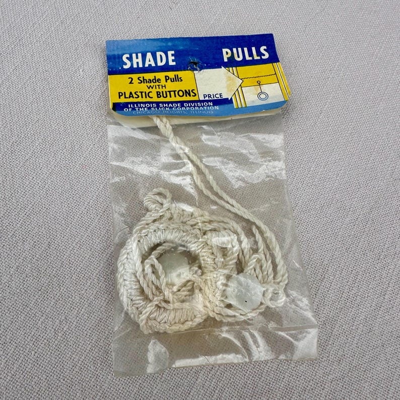 Vintage Shade Pulls for Window Set of 2 off White, Retro Window Decor ...