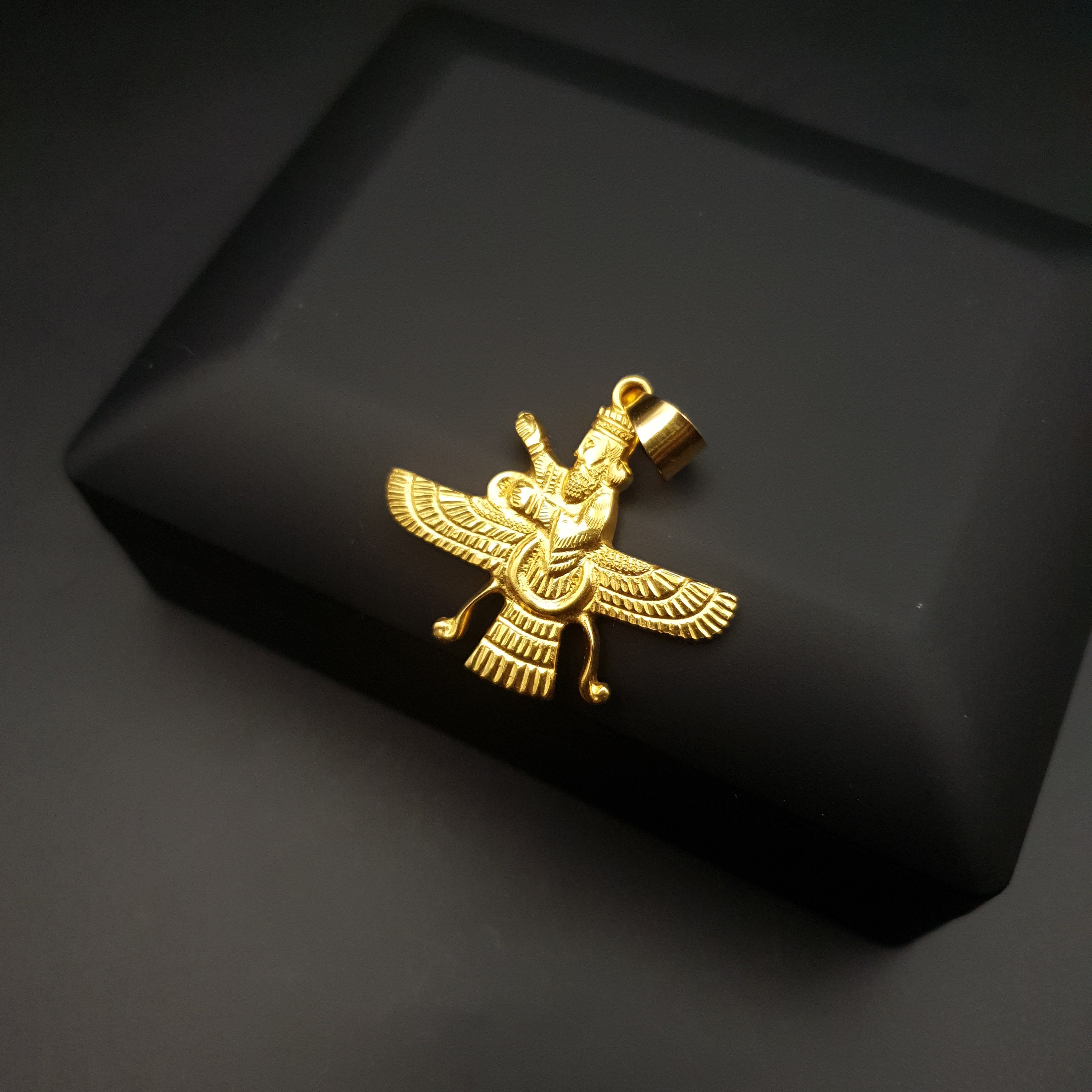 18k Gold Pendants (farvahar) Necklace, Symbol of Ahura Mazda, Faravahar ...