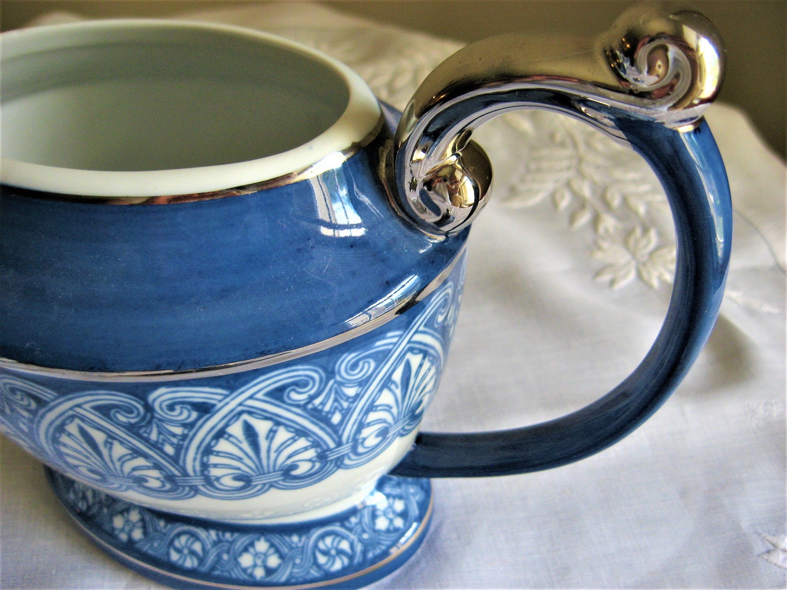 Bombay Teapot ( 7 1/2"h, Holds 4 Cups) MINT!! - Etsy