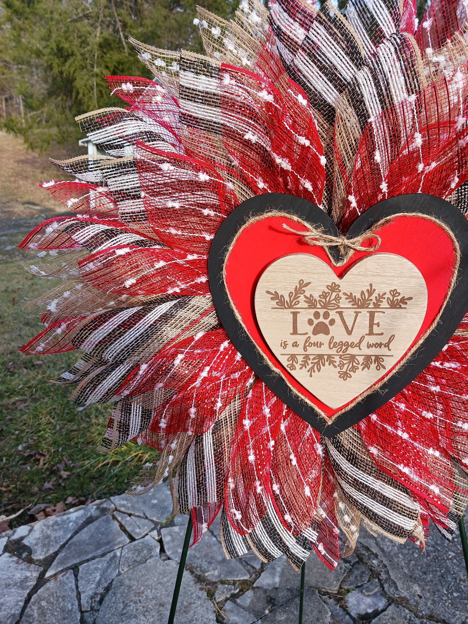 4 Legged Love Heart Mesh Wreath/wall Decor - Etsy