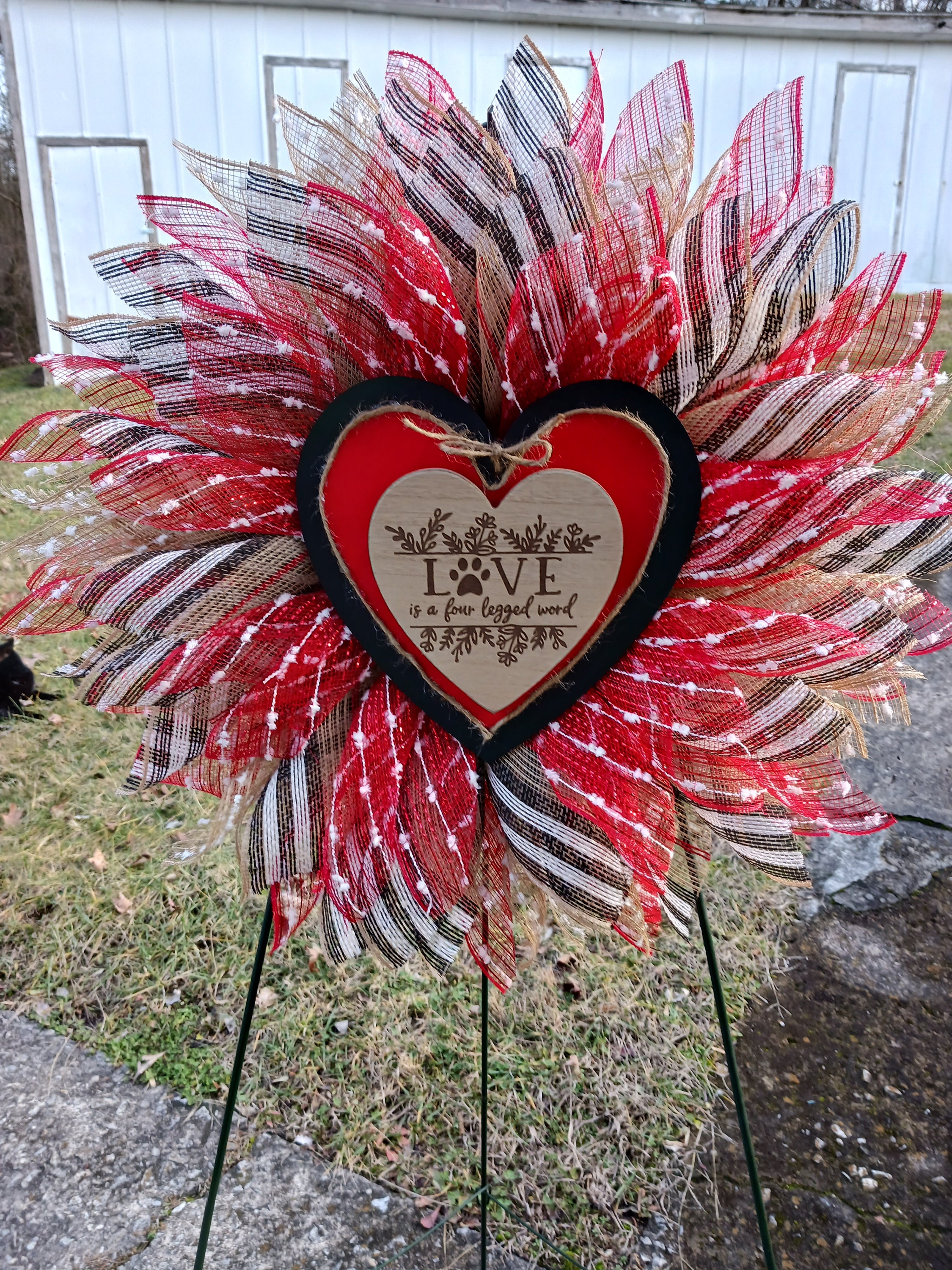 4 Legged Love Heart Mesh Wreath/wall Decor - Etsy