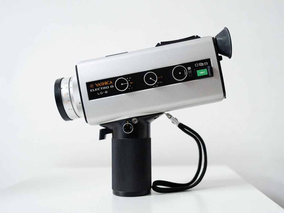 TESTED and WORKING Vintage Yashica Electro 8 LD-6 Super 8 Film Camera ...