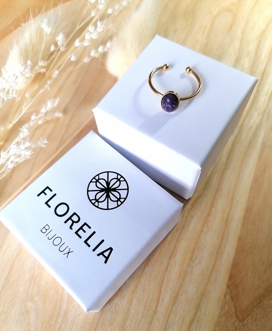 ALIX Collection Ring With an Oval Floral Stone in Purple Wild Carrot Flowers Adjustable Gold or ...