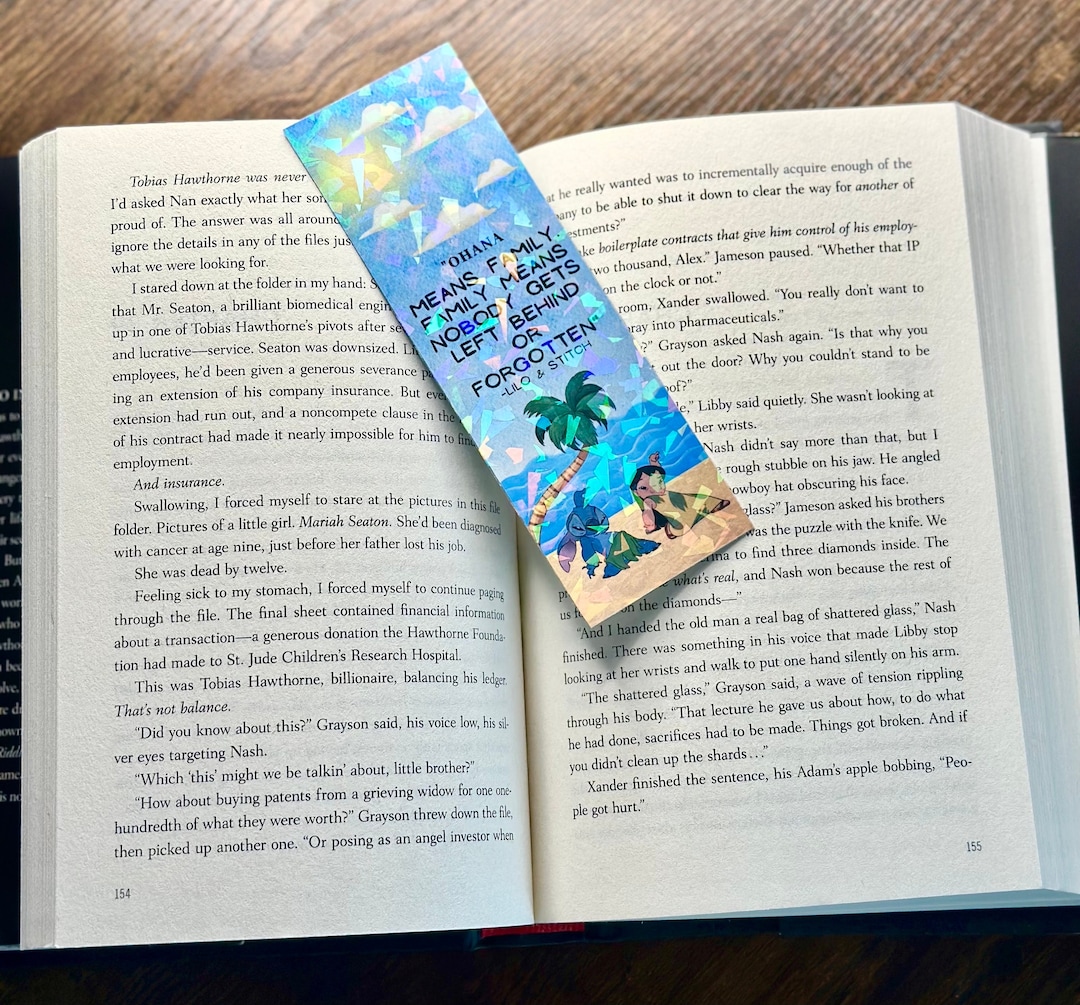 Hawaiian Girl and Alien Holographic Bookmark princessfan Artbook Lovers ...