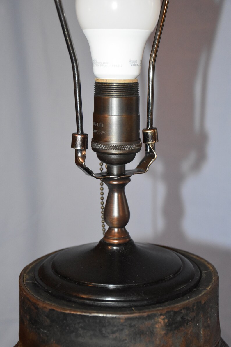 Vintage Wagon Wheel Hub Table Lamp - Etsy