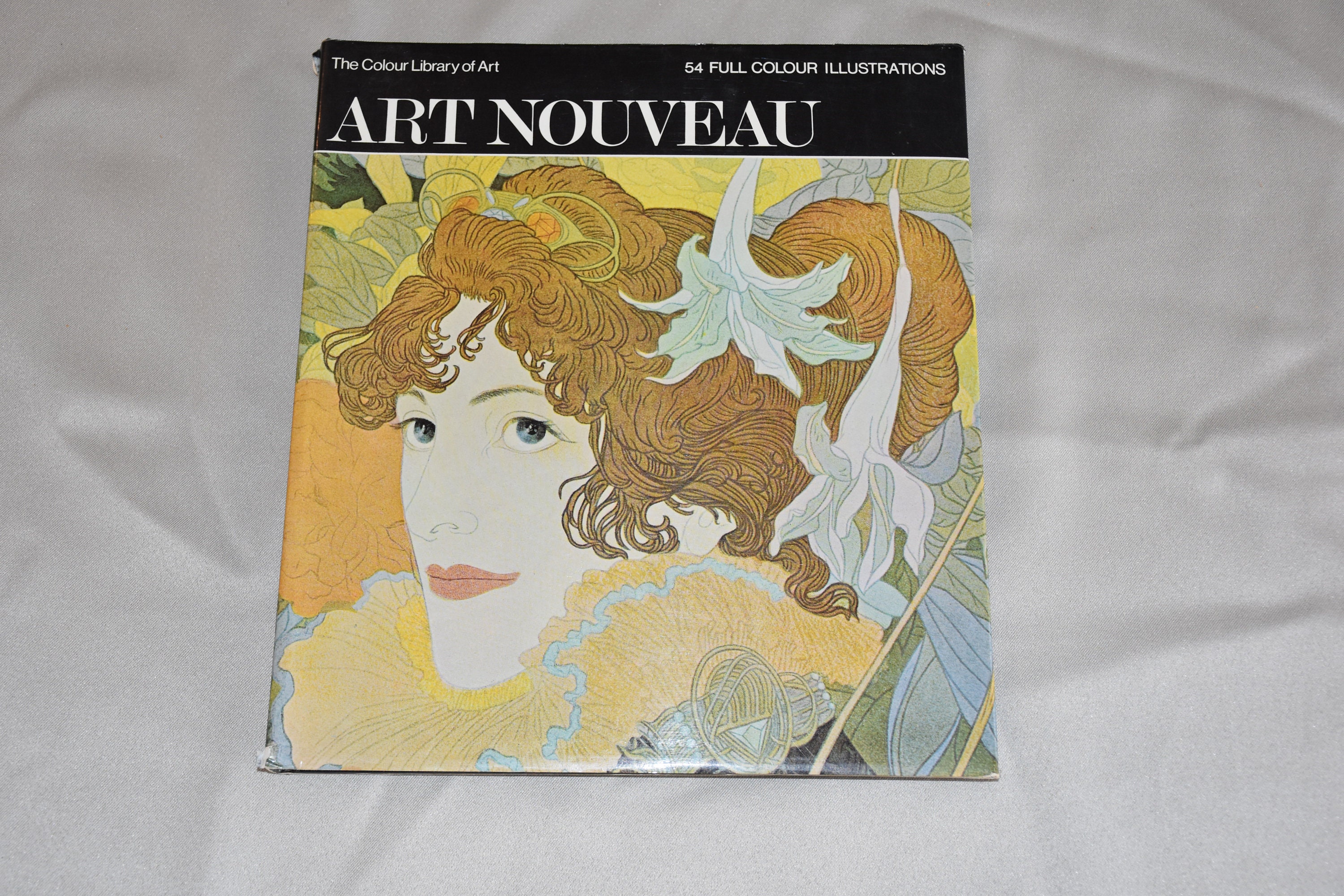 Art Nouveau the Colour Library of Art by Martin Battersby Published by ...
