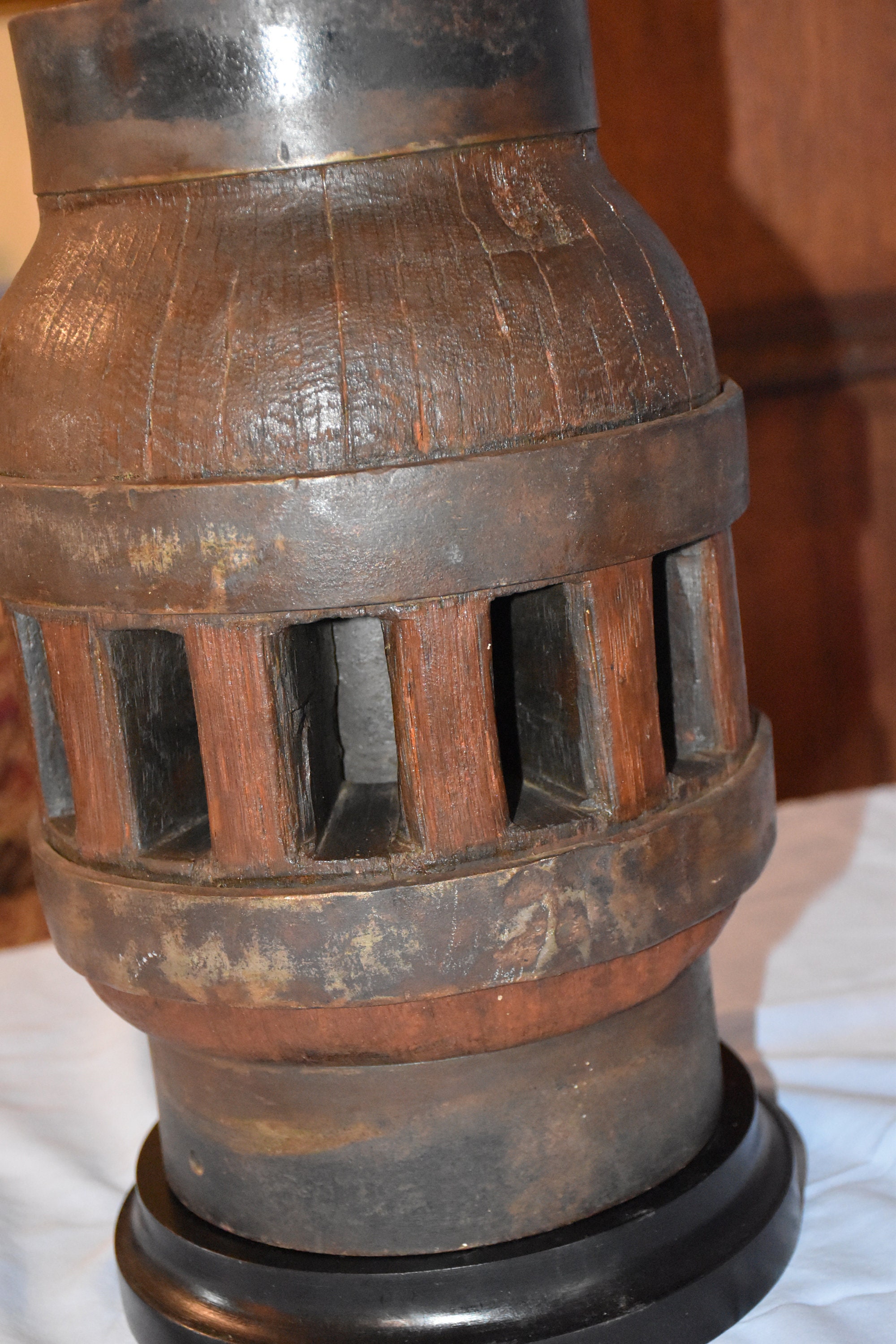 Vintage Wagon Wheel Hub Table Lamp - Etsy