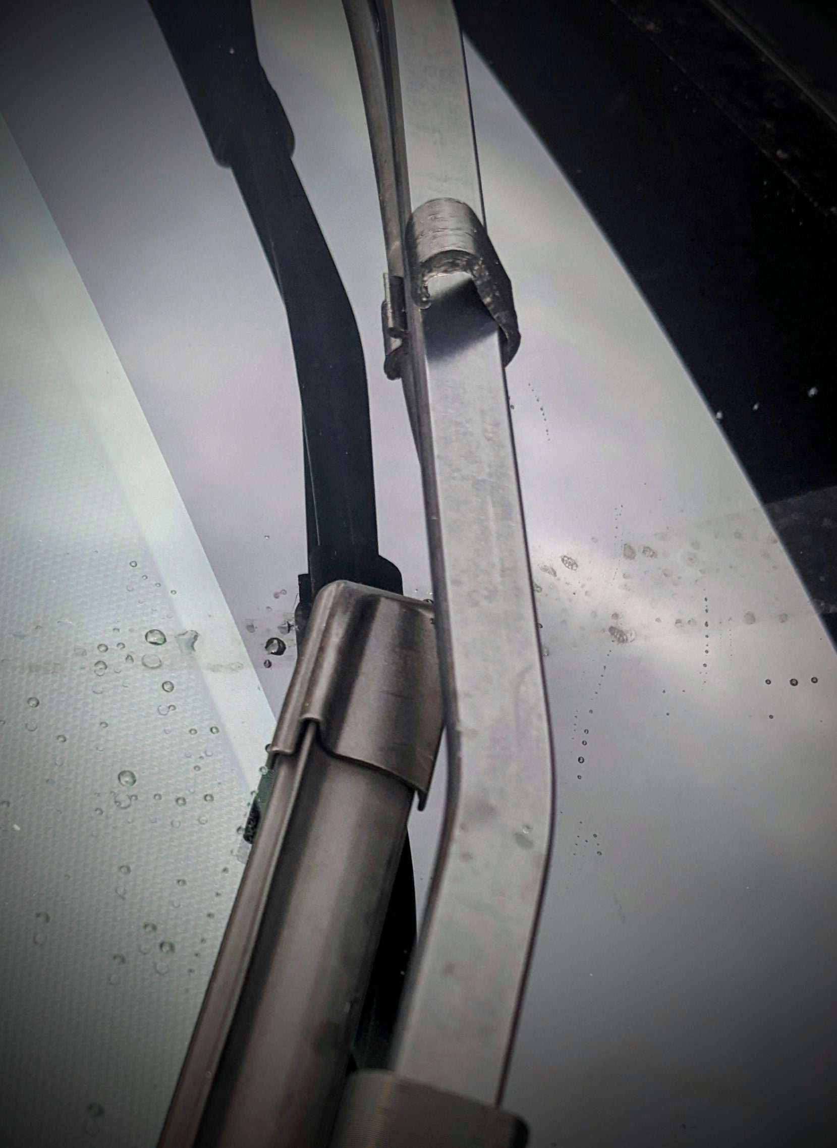 Upgraded Tesla Model 3/Y Windshield Wiper Clip Pack Features an ...