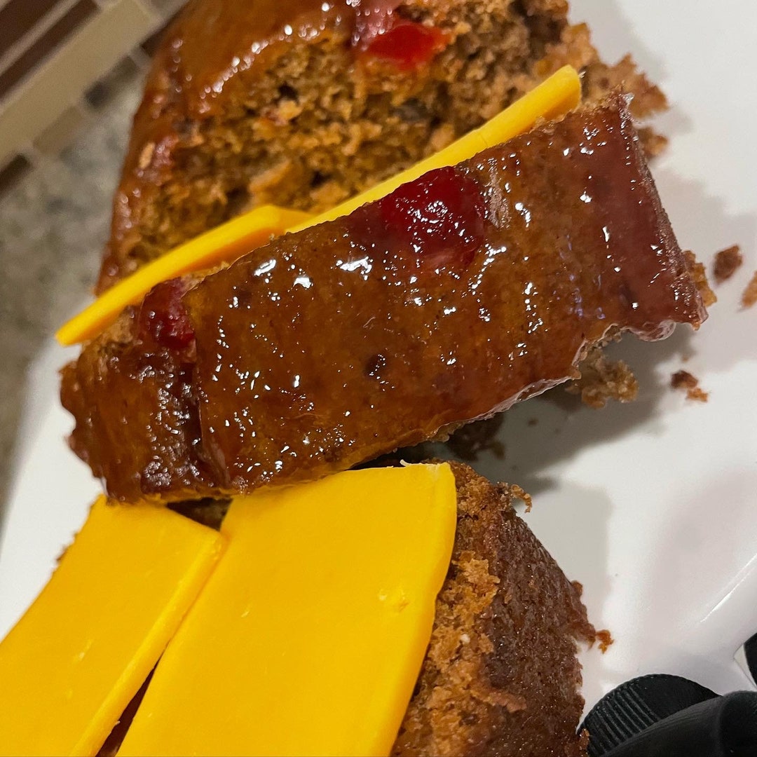 Authentic Jamaican Spiced Bun - Etsy