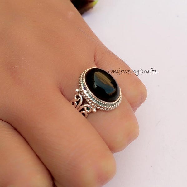 Black Stone Ring - Etsy UK