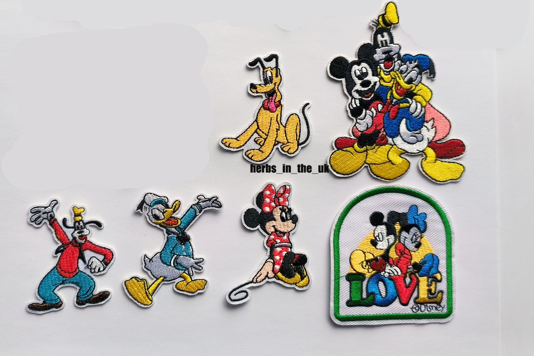 New Mickey Mouse Disney Minnie Donald Duck Patches Badges Iron on Sew ...
