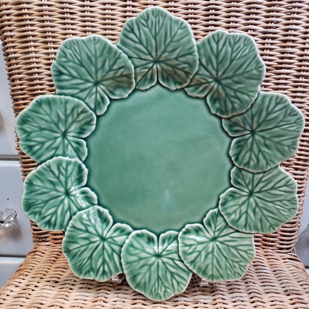 Bordallo Pinheiro Geranium Plate - Etsy