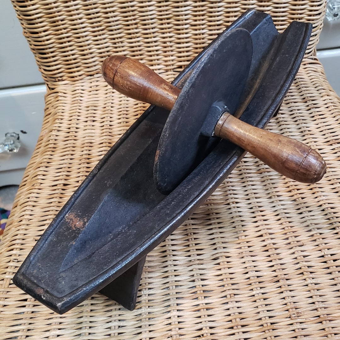 Cast Iron Herb Grinder Set W/basin & Wood Handled Wheel - Etsy