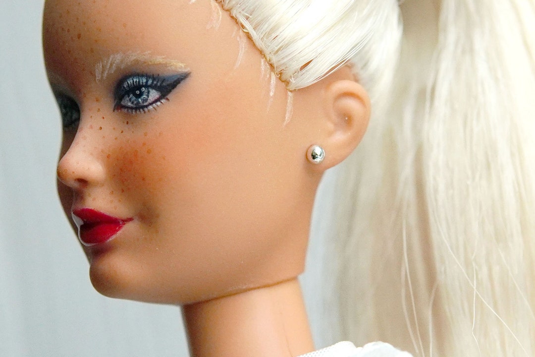 Elegant Real Metallic Earrings Realistic for Fashion Doll Beautiful Set ...