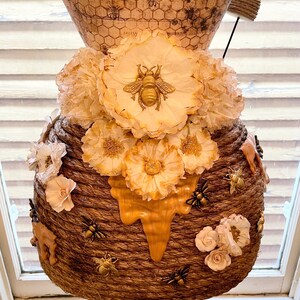 Queen Bee Decor, Queen Bee Dress Form, Queen Bee Display, Queen Bee ...
