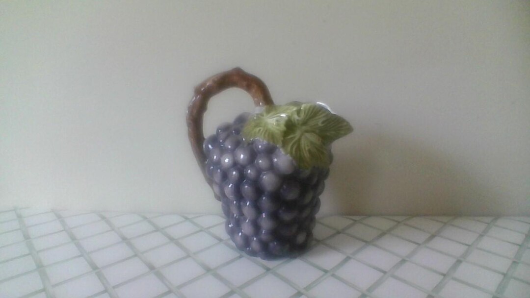 Vintage Italian Majolica Ceramic Grapes Pitcher - Etsy