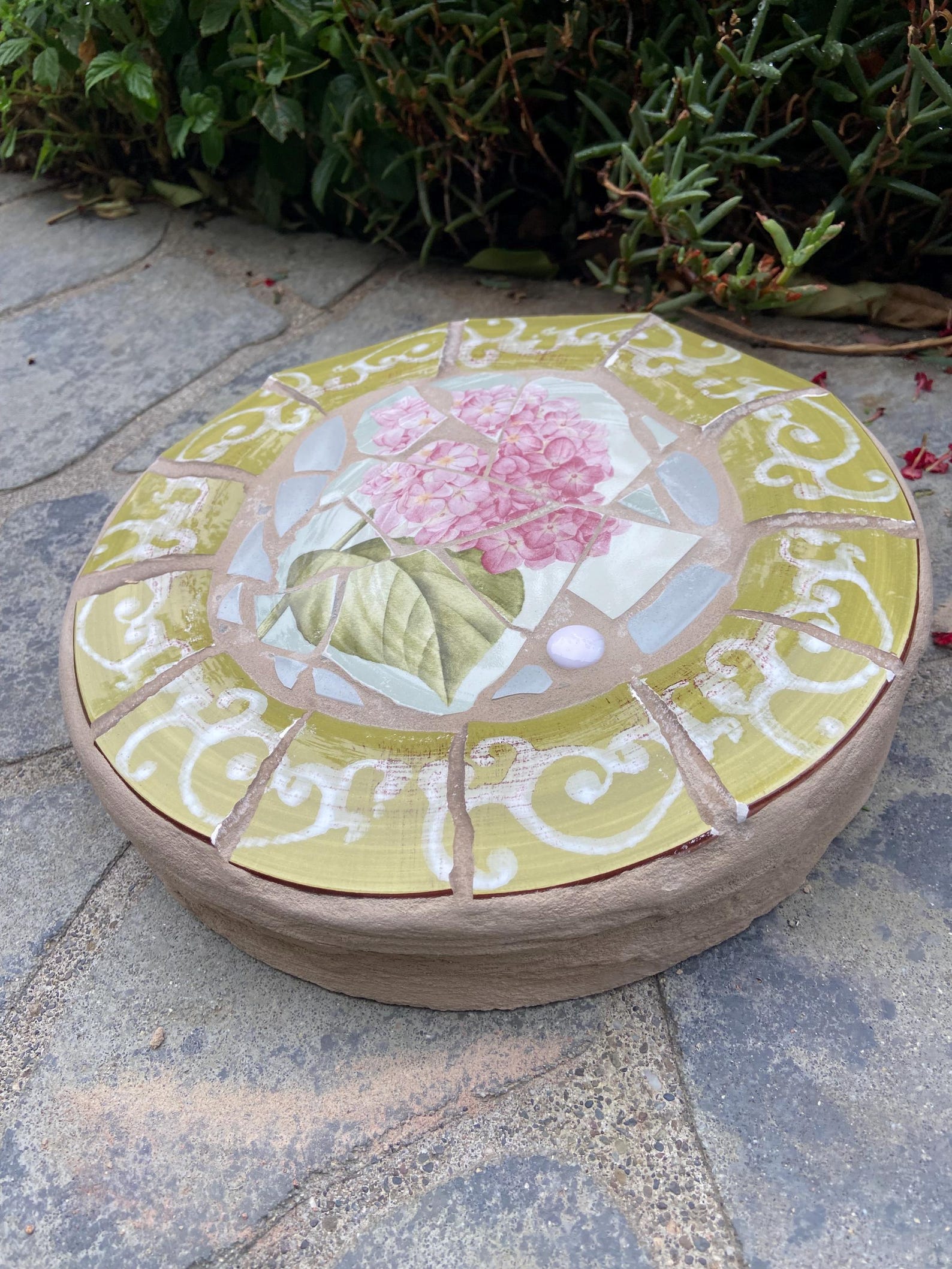 Handmade Hydrangeas Mosaic Stepping Stone - Etsy