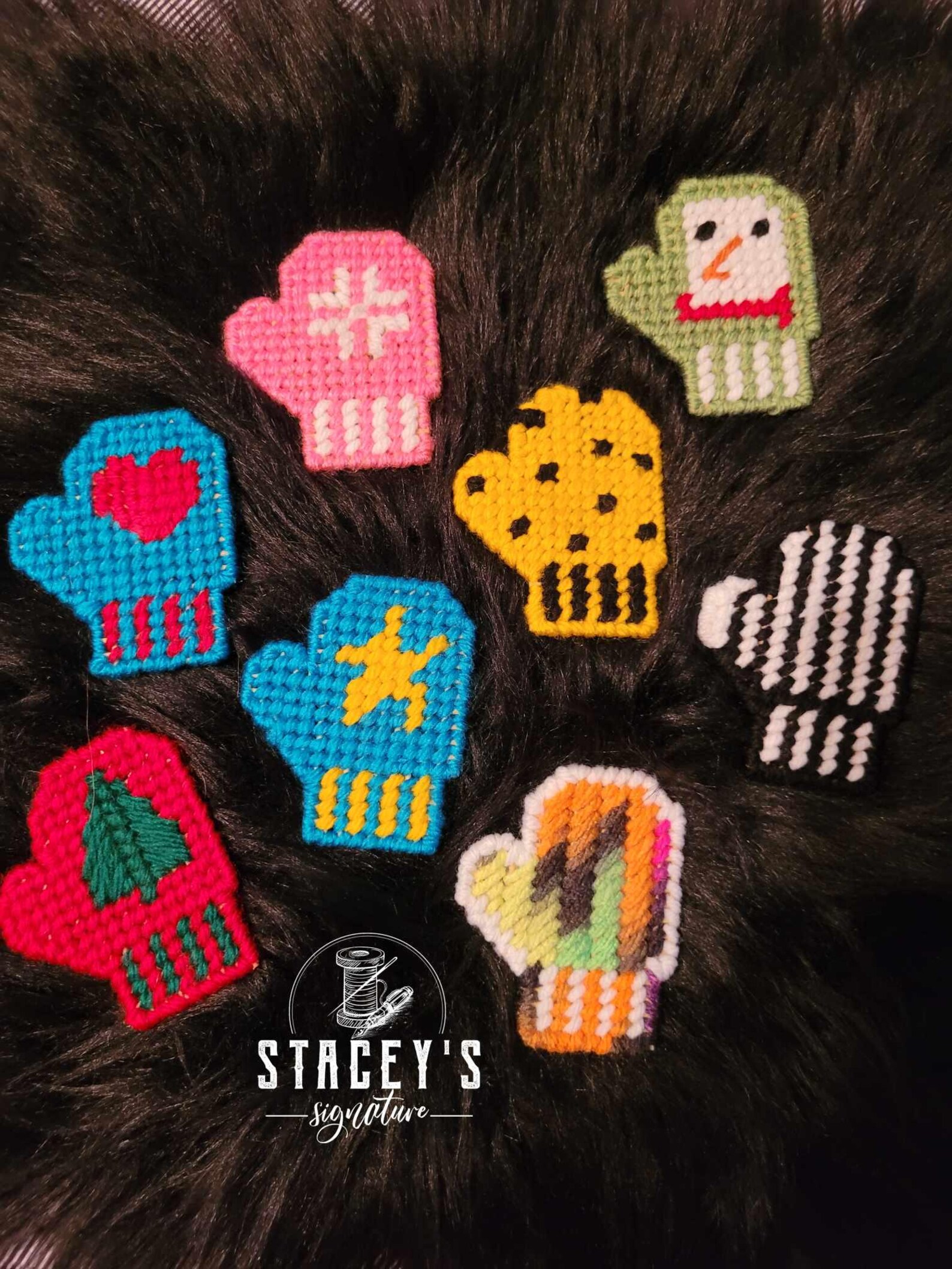 Mitten Magnet (8 Designs) - Plastic Canvas Pattern - Needlepoint - Etsy