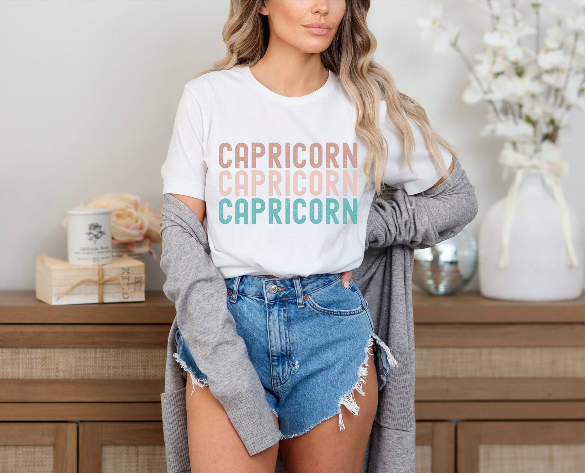 Retro Capricorn Zodiac T-shirt Stylish Minimalist Clothing for the ...