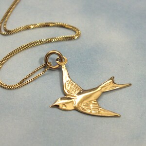 Dainty Sparrow Necklace, 14k Solid Gold Bird Charm Necklace, Gold ...
