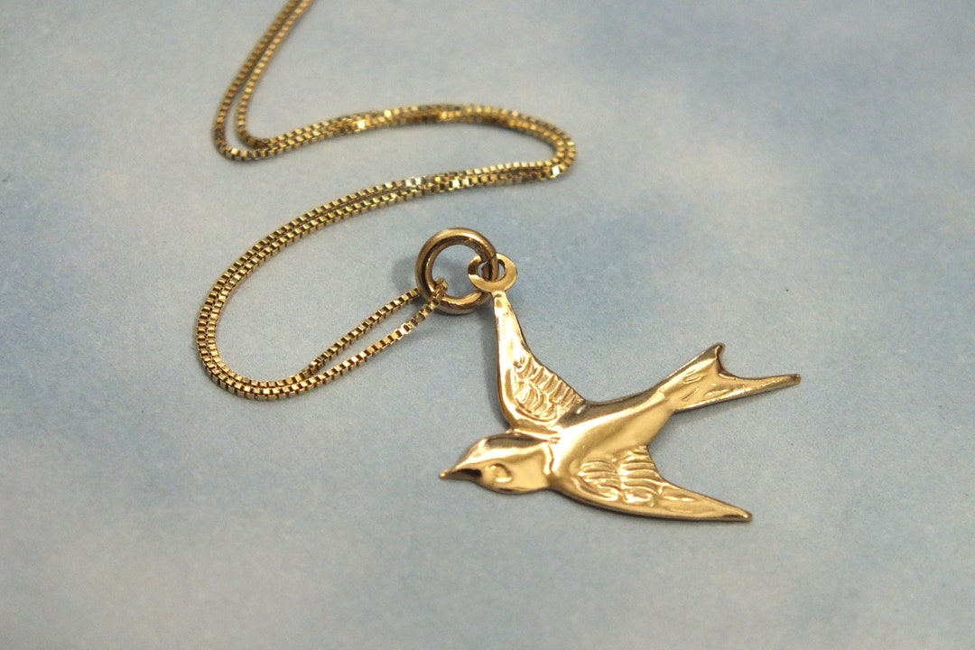Dainty Sparrow Necklace, 14k Solid Gold Bird Charm Necklace, Gold ...