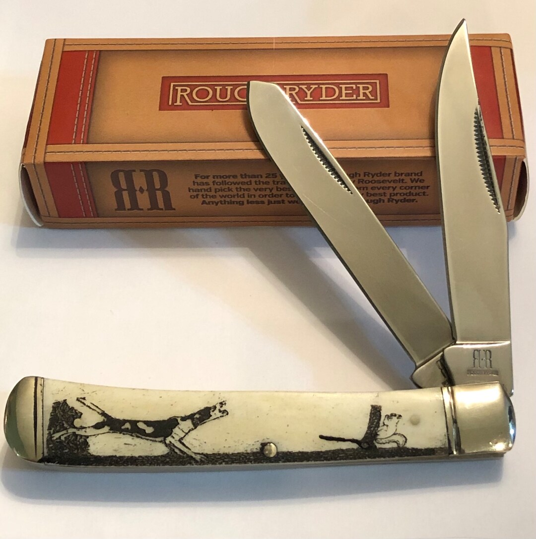 SQUIRREL Hunter Scene With WALKER Dog Treeing. NEW in Box.. 2 Blade ...