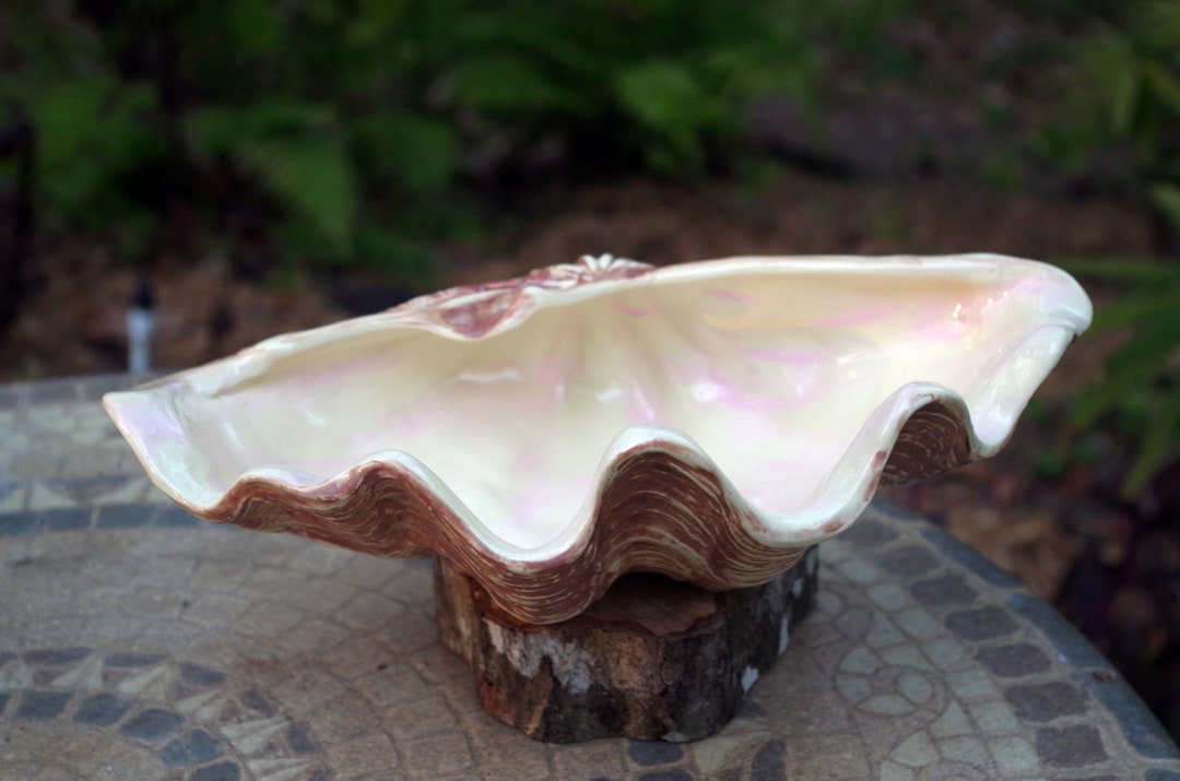 Large Glazed Ceramic Clam Shell - Etsy