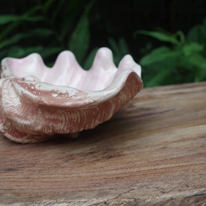 Large Glazed Ceramic Clam Shell - Etsy