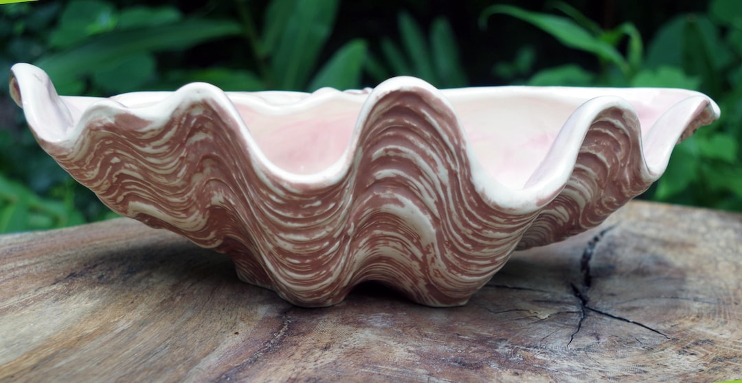 Large Glazed Ceramic Clam Shell - Etsy