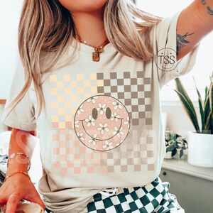Retro Checkered Smile Face Png Tan Checkers Smile Distressed Smile ...