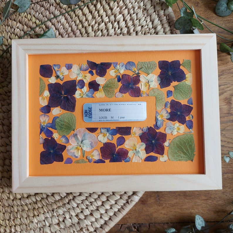 Herbarium of Dried Flowers / Herbarium / Frame of Dried Flowers ...