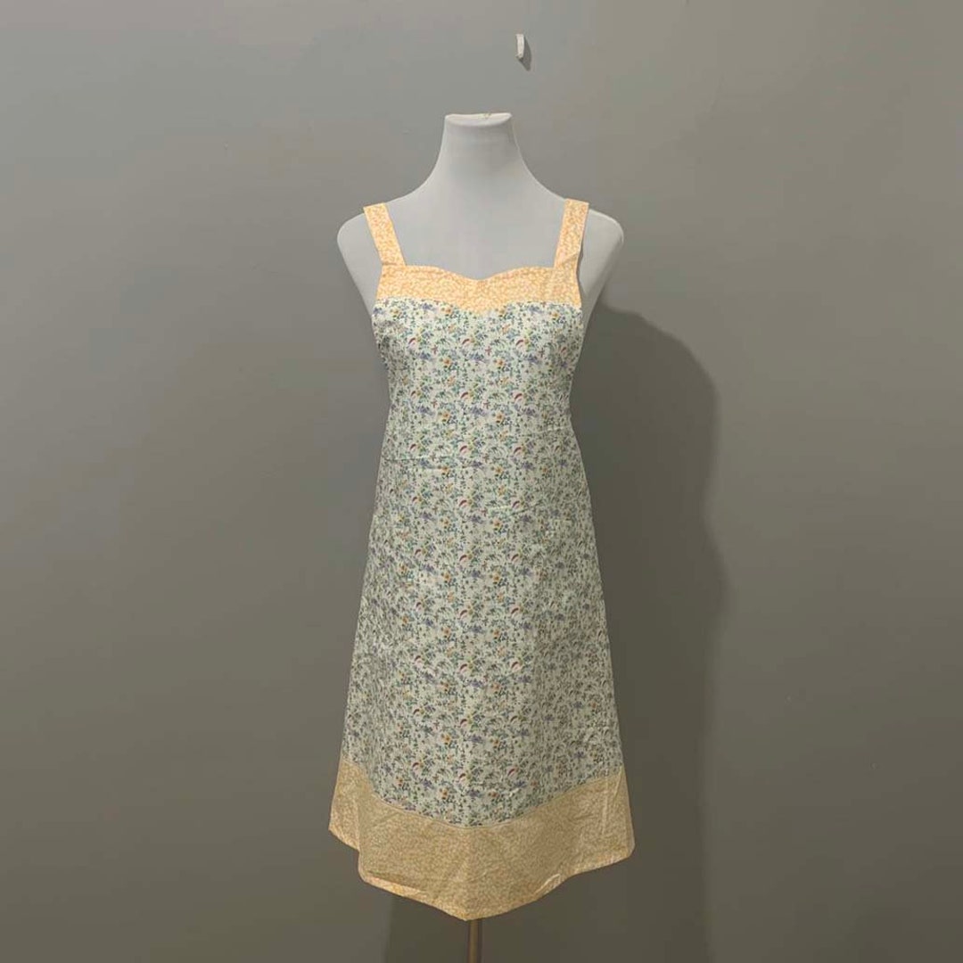 Hostess Apron, 100% Cotton Kitchen Apron, Crossover Strap Design ...