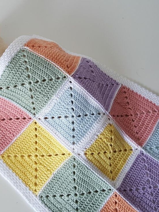 Easy Solid Granny Square Crochet Pattern Beginner Crochet - Etsy Canada