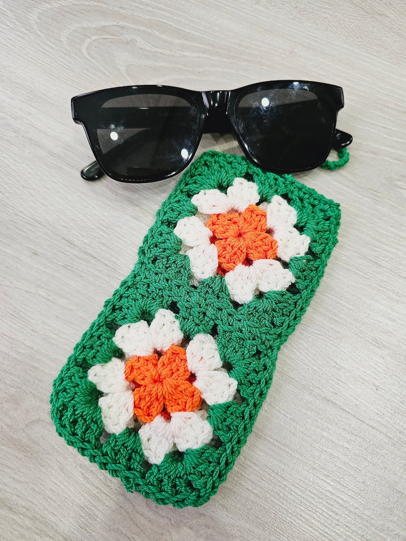 Crochet Sunglasses Case Pattern, Granny Square Glasses Pouch (PDF ...