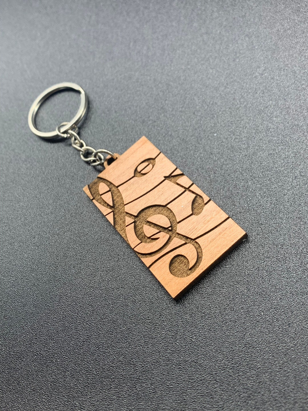 Musical Note Keychain, Wooden Violin Key, Music Gifts, Violin Keychain ...