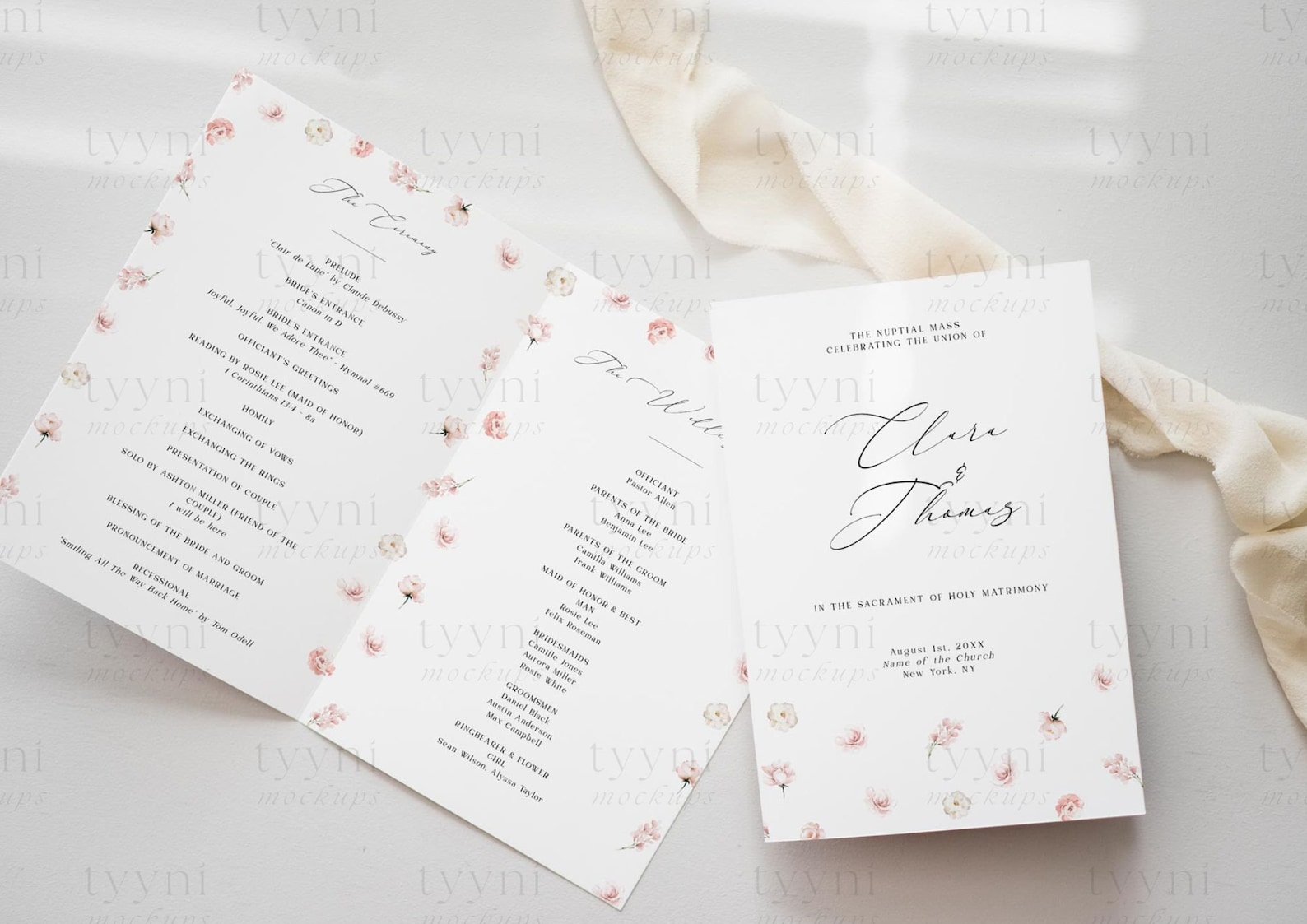 5x7 Folded Card Mockup, Folded Wedding Program Mockup, Booklet Mockup ...