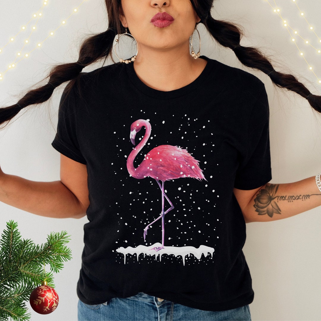 FESTIVE SNOW FLAMINGO Short-sleeve Unisex Christmas T-shirt Flamingos ...