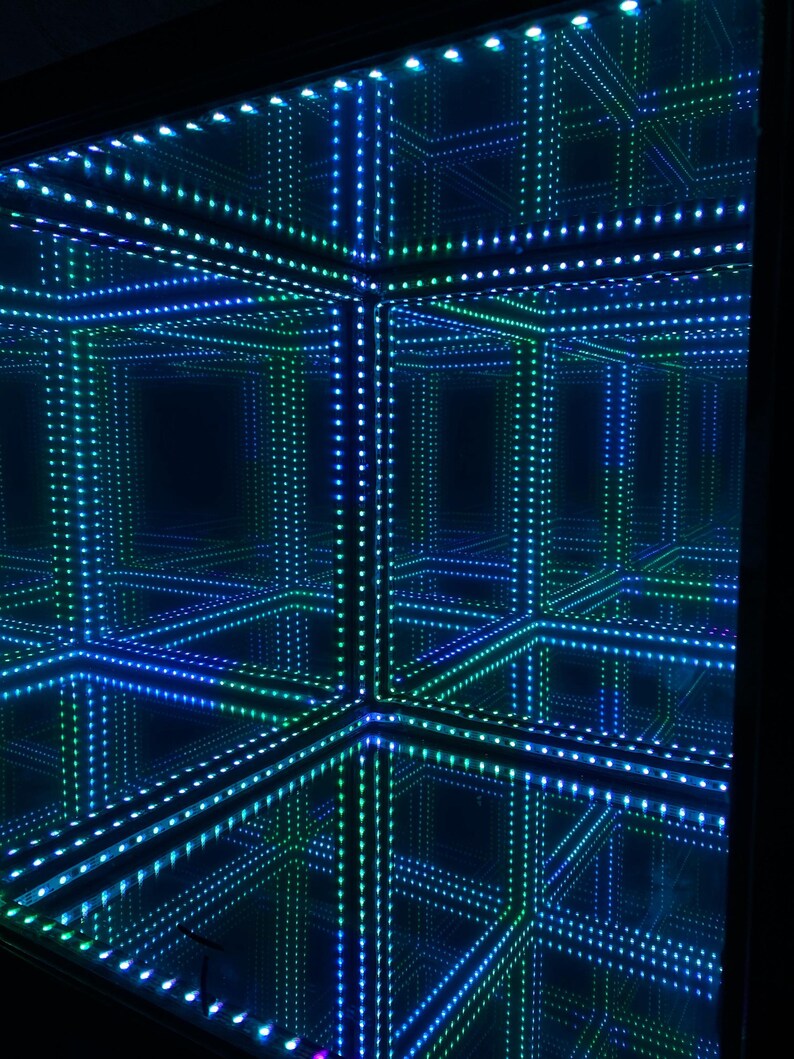 Cube Infinity Mirror Geometric LED Infinity Mirror 3D Light Effect ...