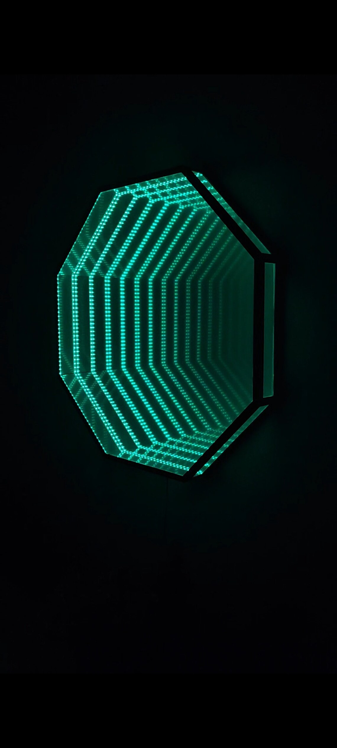Infinity Mirror Octagon LED Wall Lamp, Geometric RGB Colour Changing ...