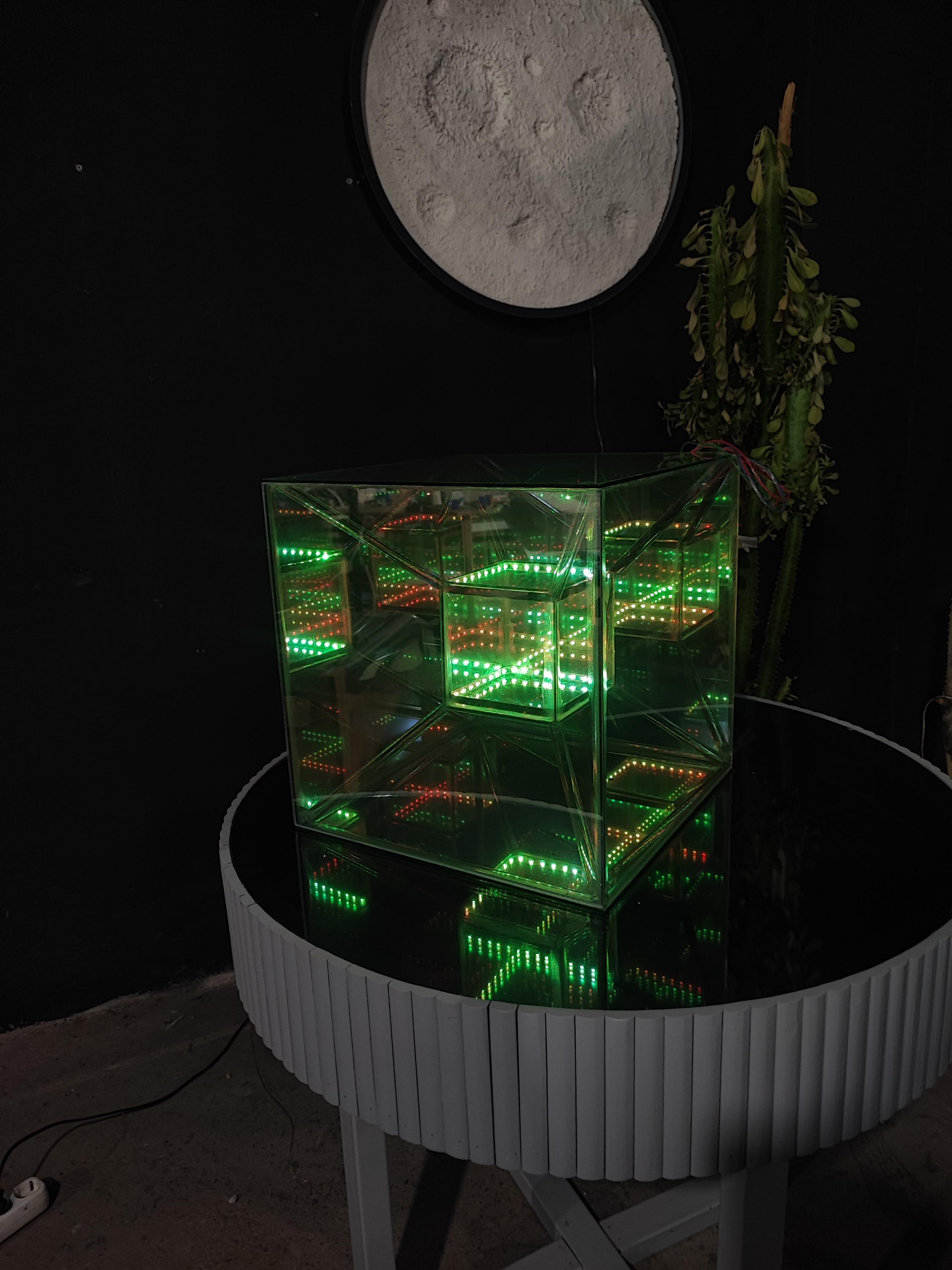 Hypercube Infinity Mirror | Geometric LED Infinity Mirror | 3D Light Effect Wall Decor | Modern ...