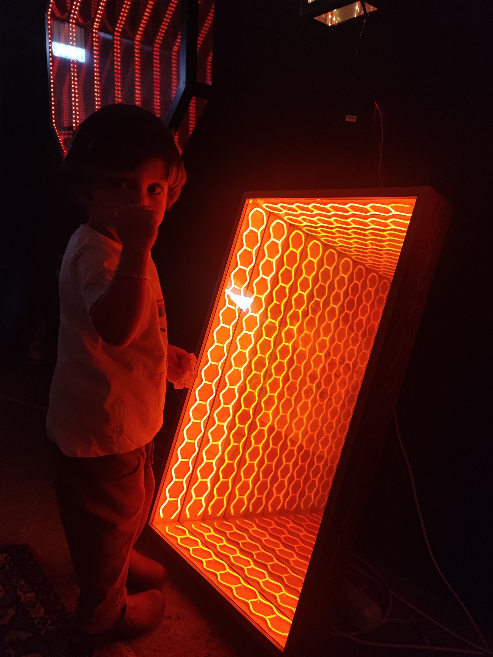 Neon Infinity Mirror | Infinity Neon Art | Neon İnfinity | Neon ...