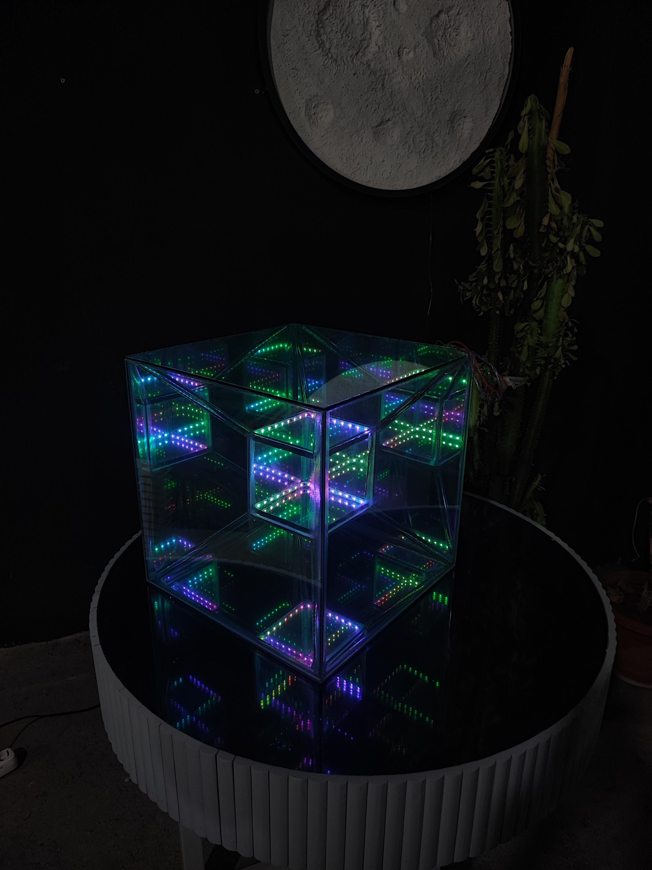 Hypercube Infinity Mirror | Geometric LED Infinity Mirror | 3D Light Effect Wall Decor | Modern ...
