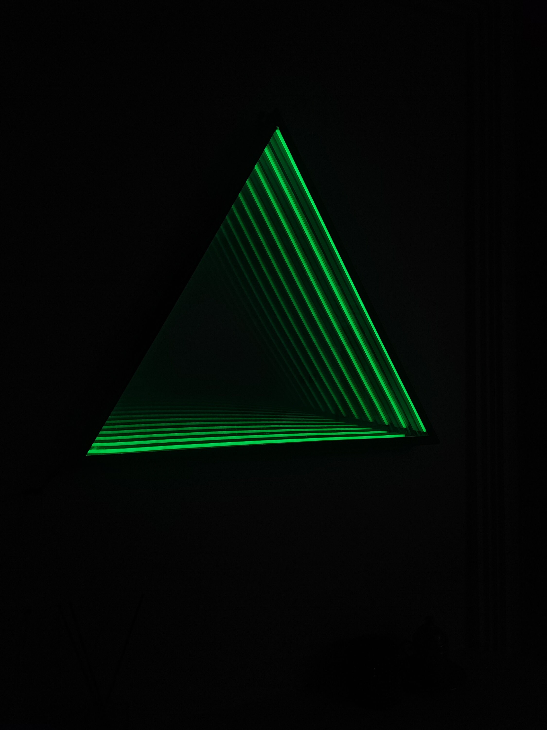 Infinity Mirror Triangle LED Wall Lamp, Geometric RGB Colour Changing ...
