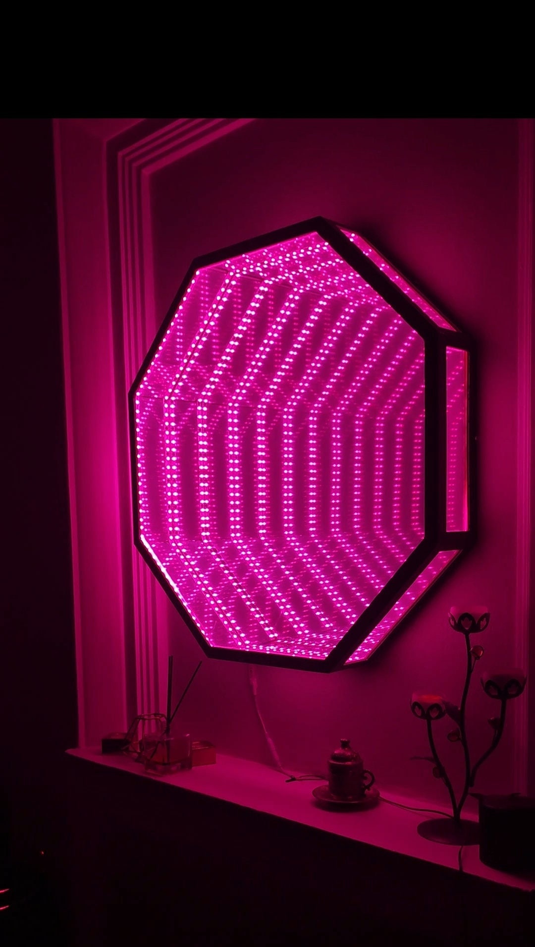 Infinity Mirror Octagon LED Wall Lamp, Geometric RGB Colour Changing ...