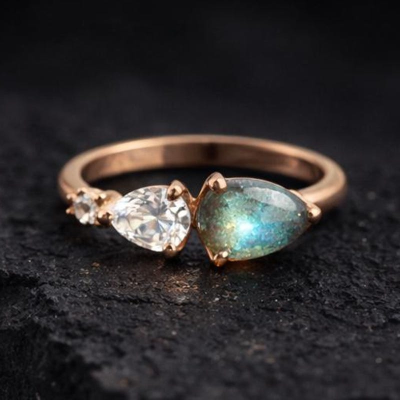 Labradorite Engagement Ring - Etsy