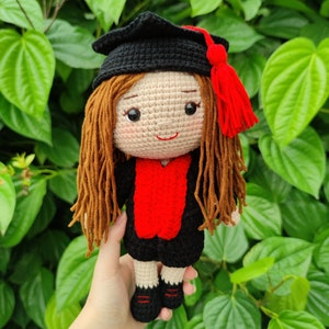 Crochet Graduation Doll, Amigurumi Grad Gift, Grad Doll, Crochet Doll ...
