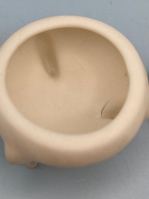 Three Legged Porcelain Bisque Covered Box Trinket Too… - Gem