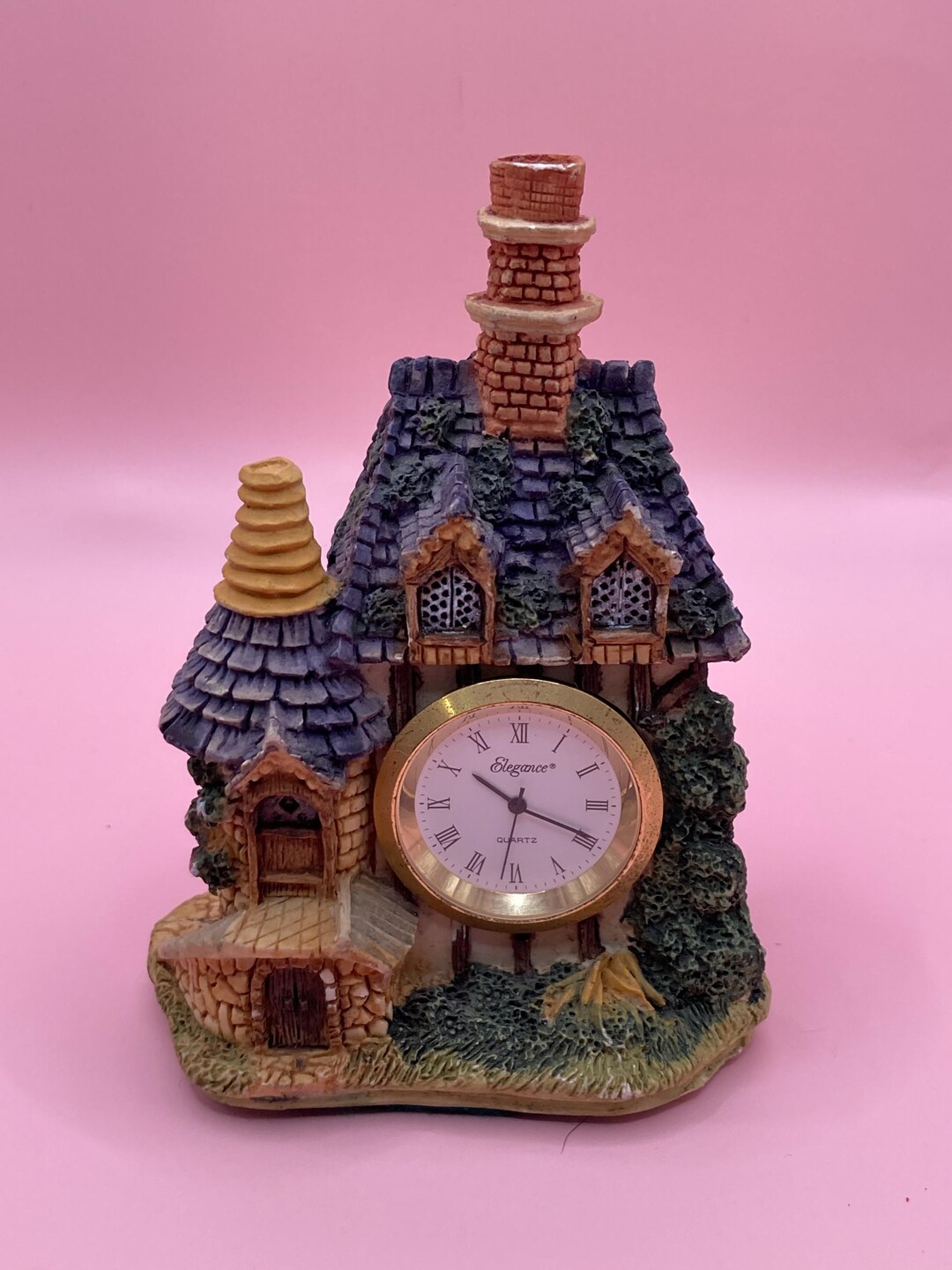 Teaberry Tudor Style Clock Cottage Collectible Cottagecore - Etsy